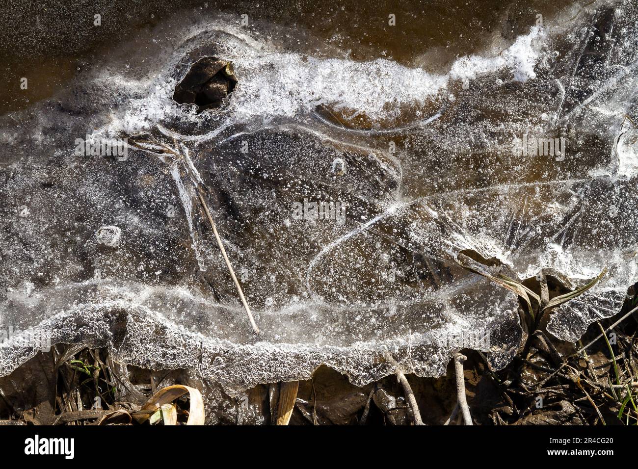 Spring snow texture close hi-res stock photography and images - Alamy