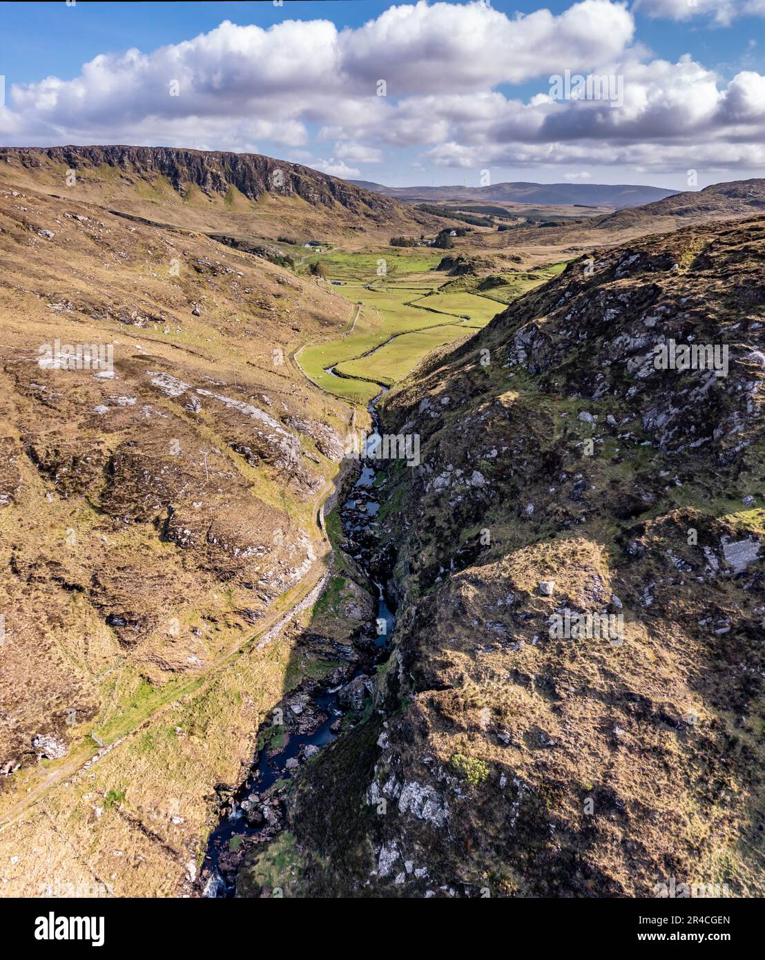 The beautiful area of Meentashask above the Assaranca waterfall in ...