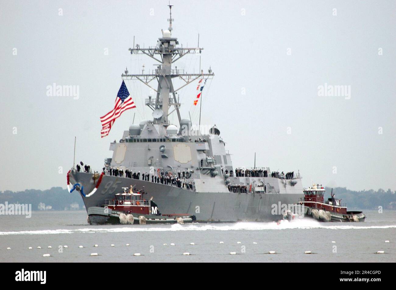US Navy The guided-missile destroyer USS James E. Williams (DDG 95 ...