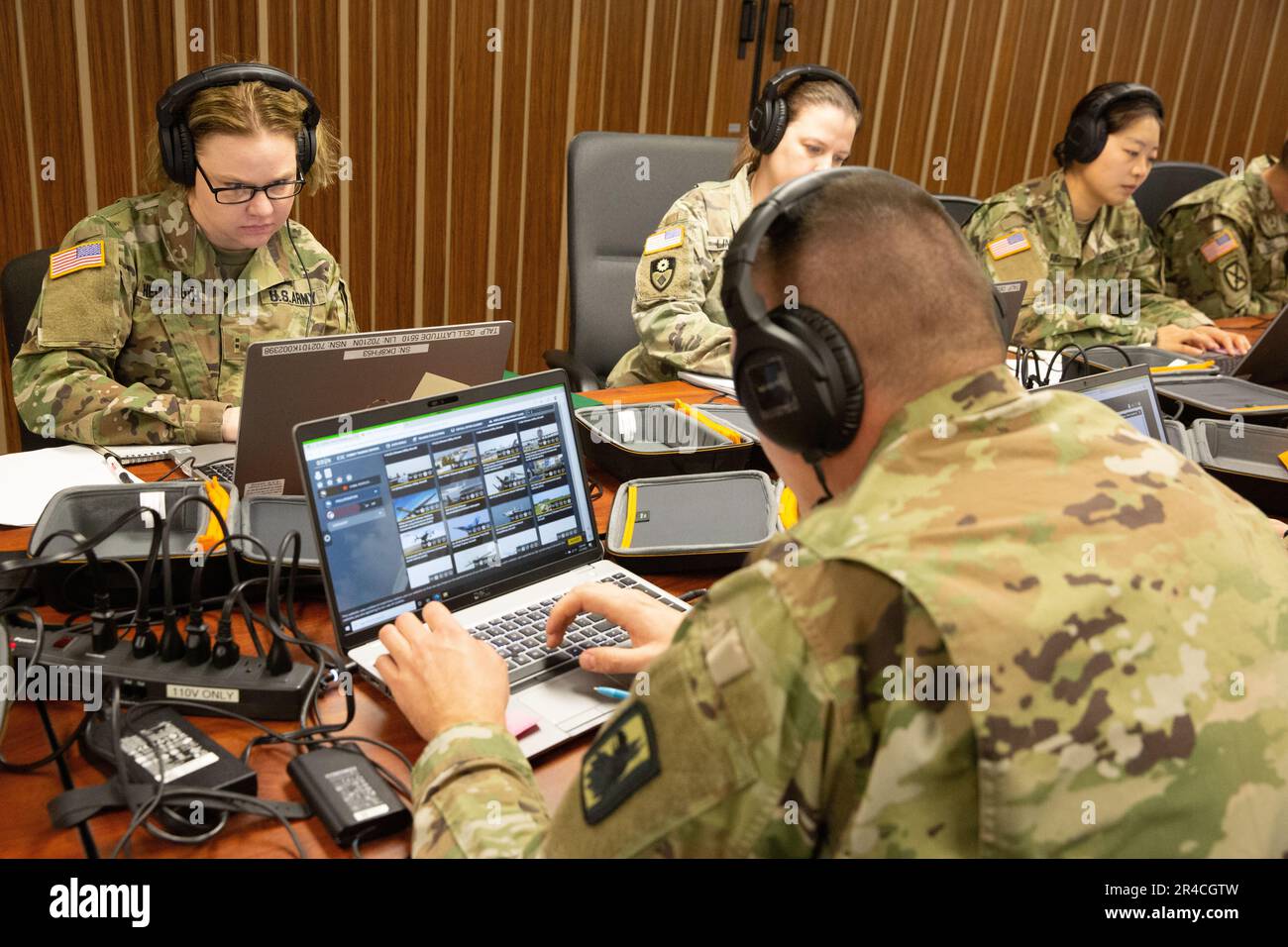 300th military intelligence hi-res stock photography and images - Alamy