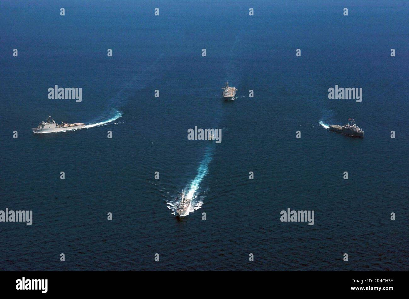 US Navy The Essex Amphibious Ready Group (ARG) performs an emergency ...