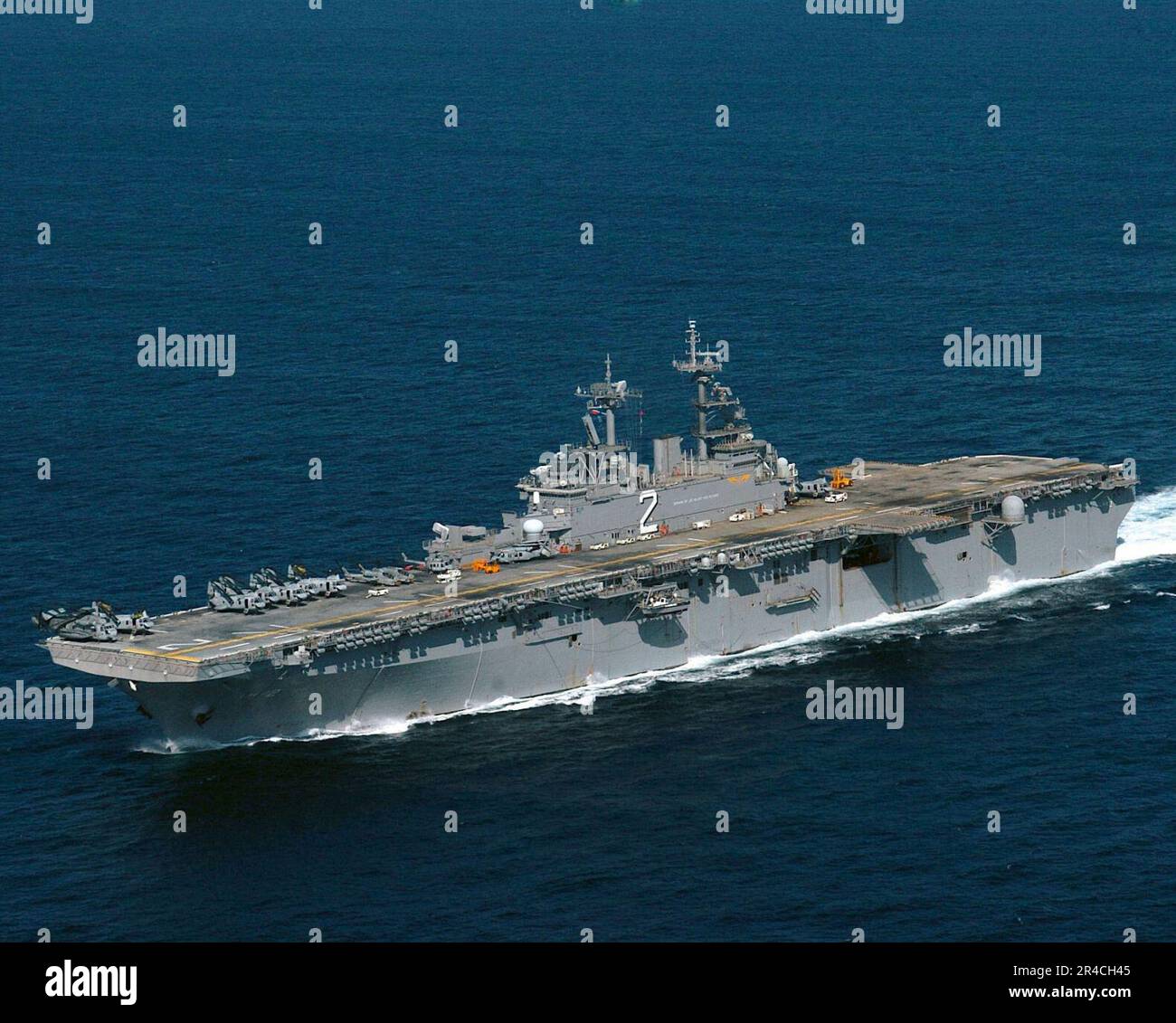 US Navy Amphibious assault ship USS Essex (LHD 2) sails in a combined ...