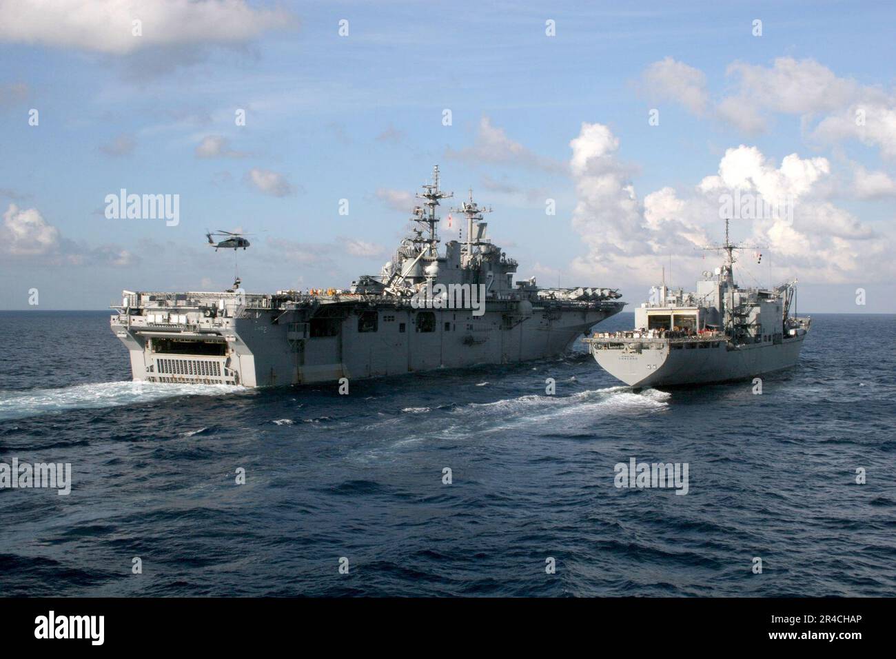 US Navy Amphibious assault ship USS Essex (LHD 2) performs a ...