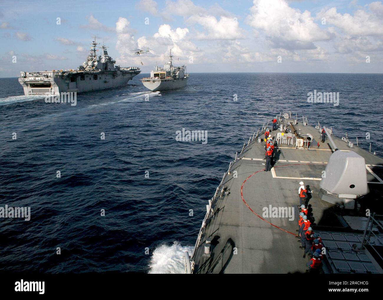 US Navy The guided missile destroyer USS Stethem (DDG 63) prepares to ...