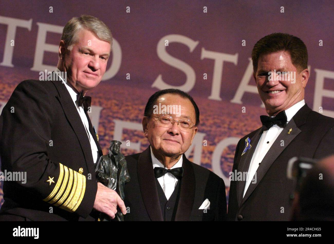 US Navy Commander, U.S. Pacific Fleet, Adm. Gary Roughhead and ...