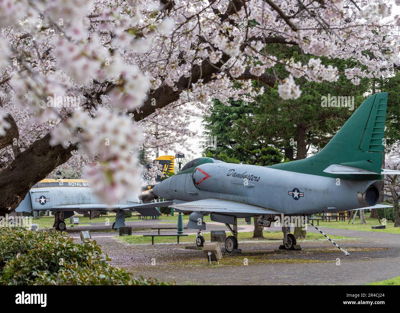 230327-N-VI040-1116 NAVAL AIR FACILITY ATSUGI, Japan (March 27, 2023 ...