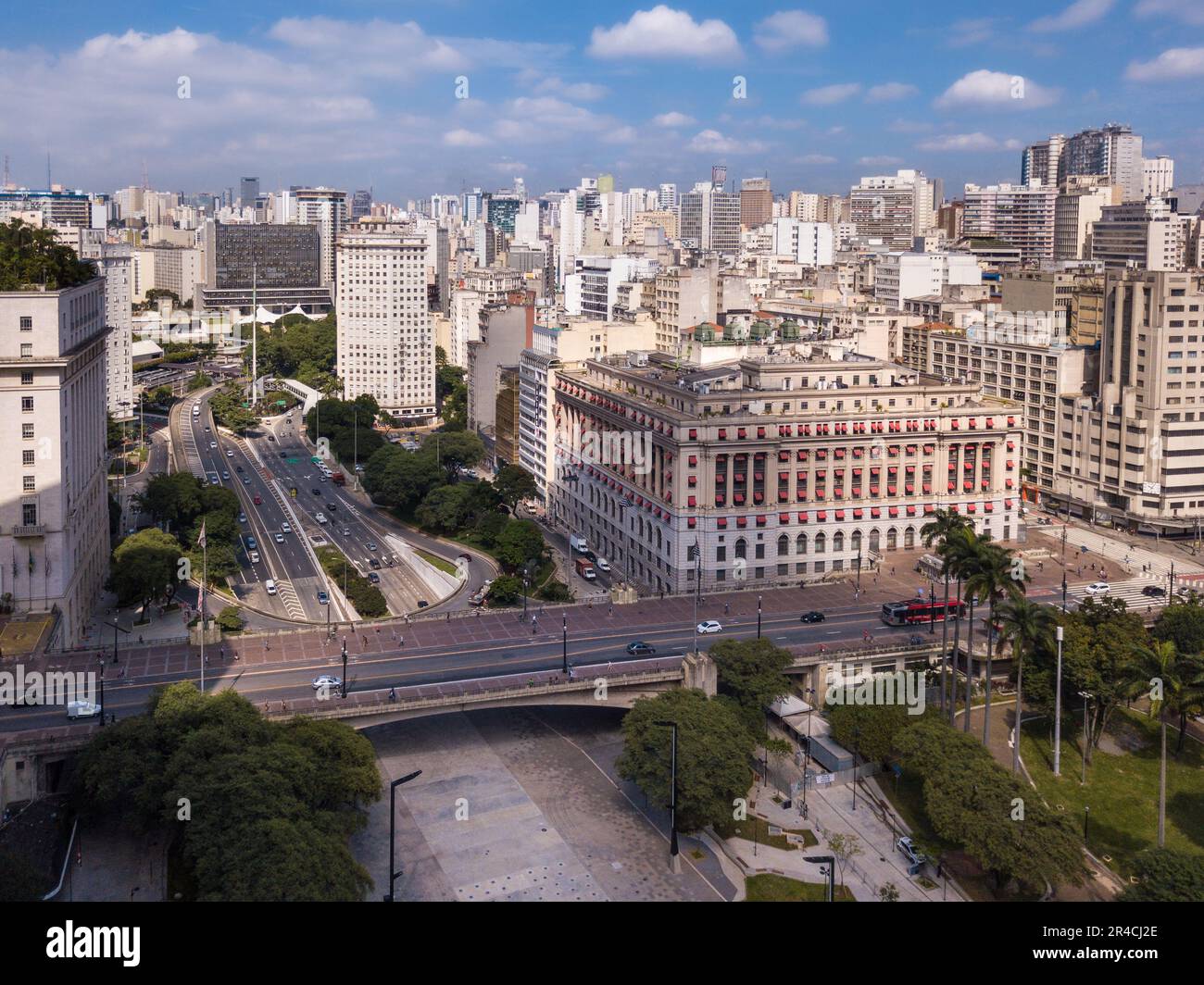 Beautiful aerial drone view of Anhangabau Valley square, viaduto do cha ...