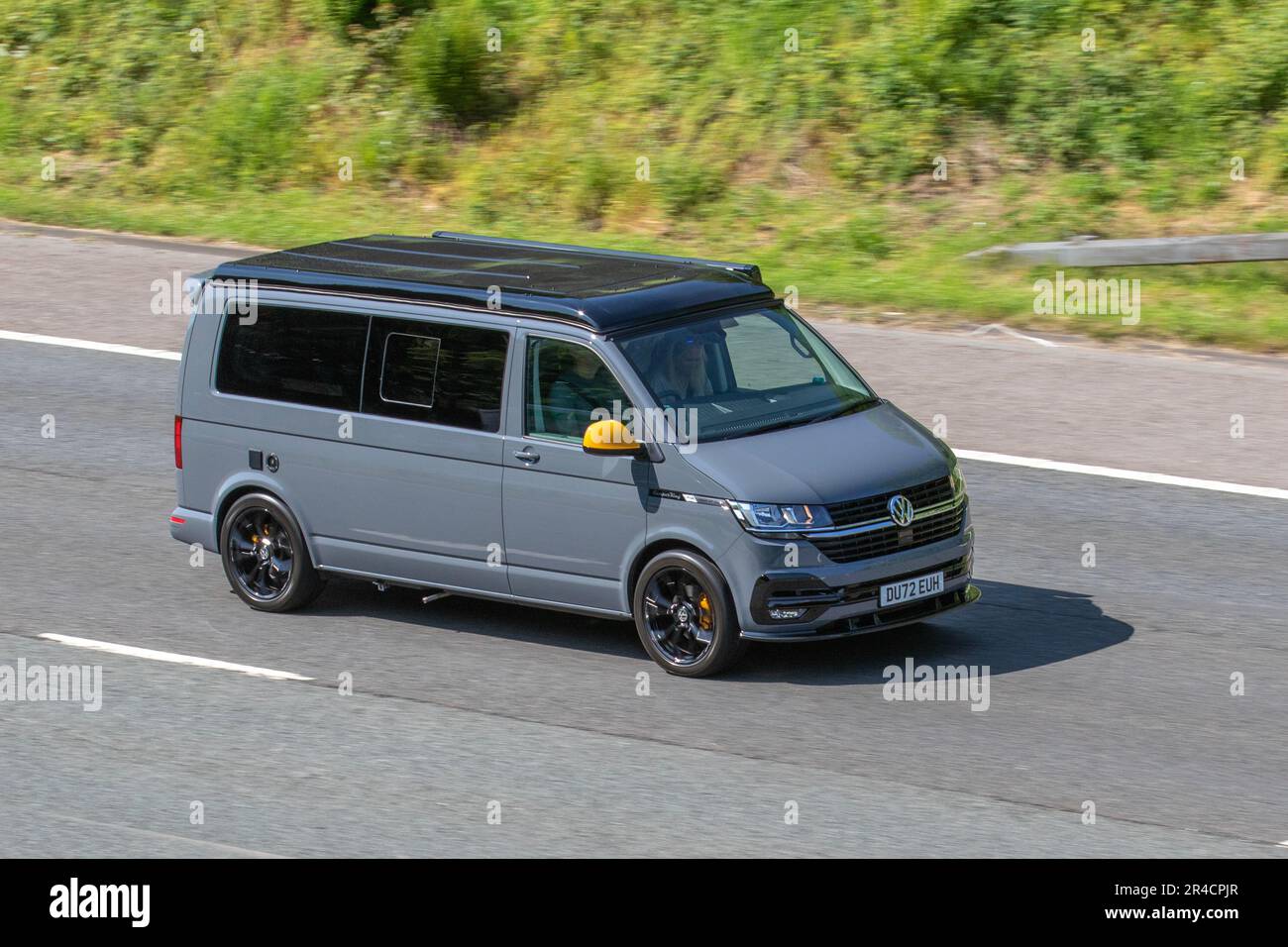 Volkswagen transporter t30 highline hi-res stock photography and images ...
