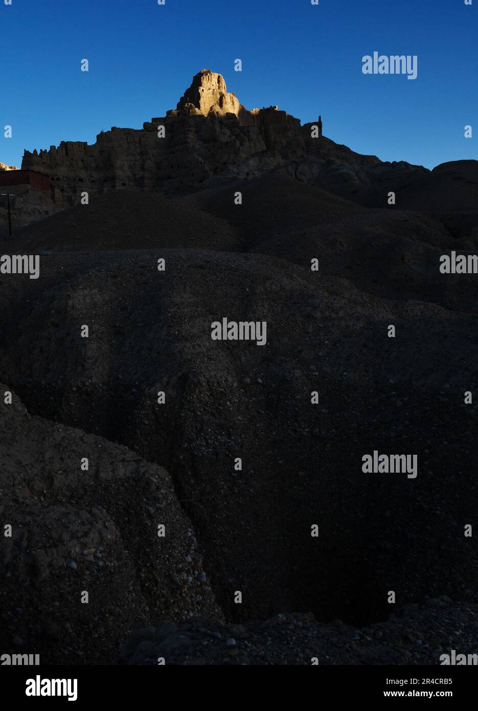 (230527) -- ZANDA, May 27, 2023 (Xinhua) -- This photo taken on May 26 ...