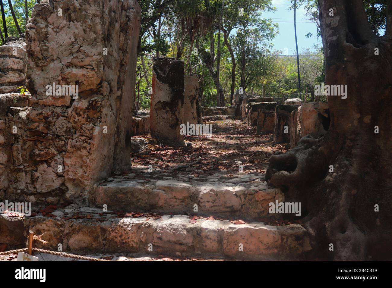 25 de mayo de 2023 en Cancún, Quintana Roo: Zona Arqueológica “El Meco ...