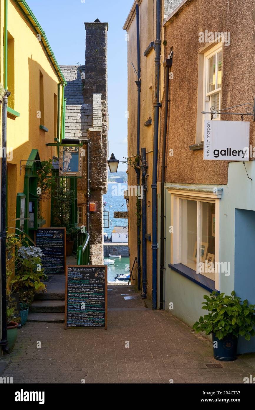 Narrow street in Tenby, Pembrokeshire, West Wales Stock Photo - Alamy
