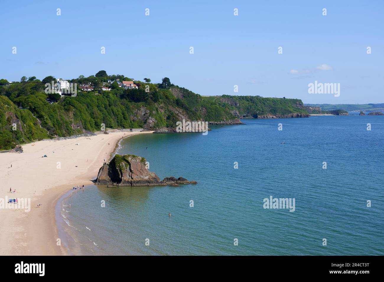 Tenby North beach and Goskar Rock, Tenby, Pembrokeshire, West Wales ...