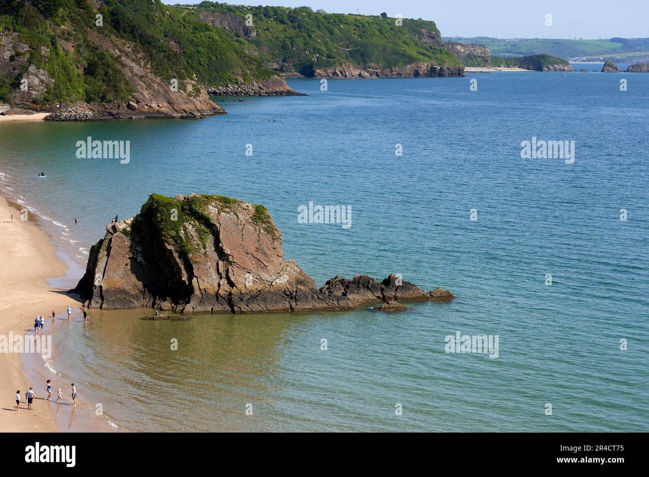 Tenby North beach and Goskar Rock, Tenby, Pembrokeshire, West Wales ...