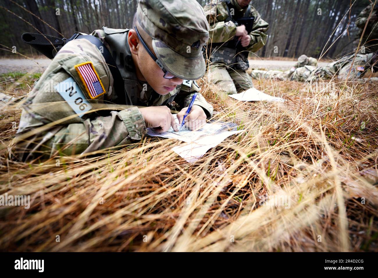 Soldiers complete land navigation training hi-res stock photography and ...