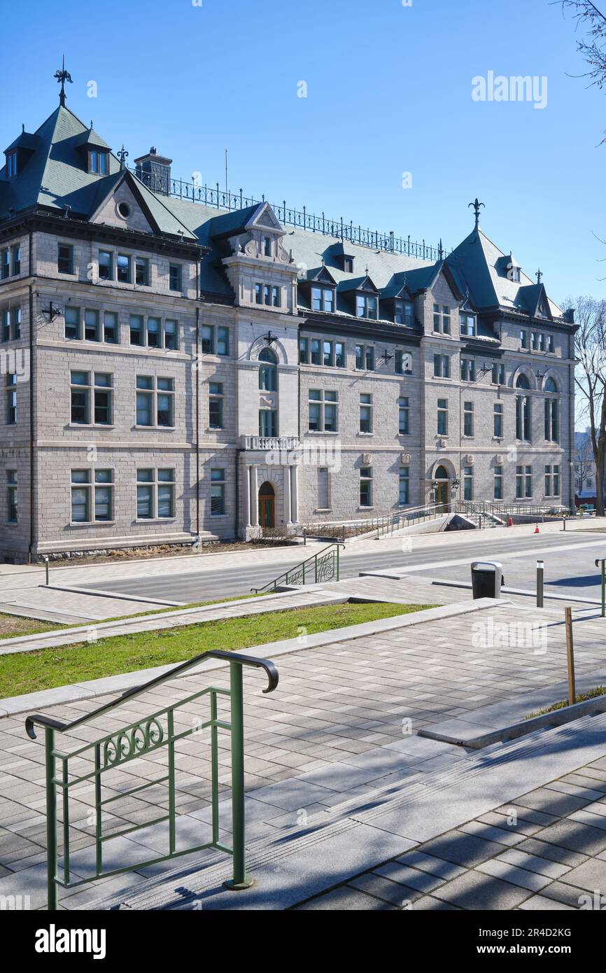 Quebec city hall hi-res stock photography and images - Alamy