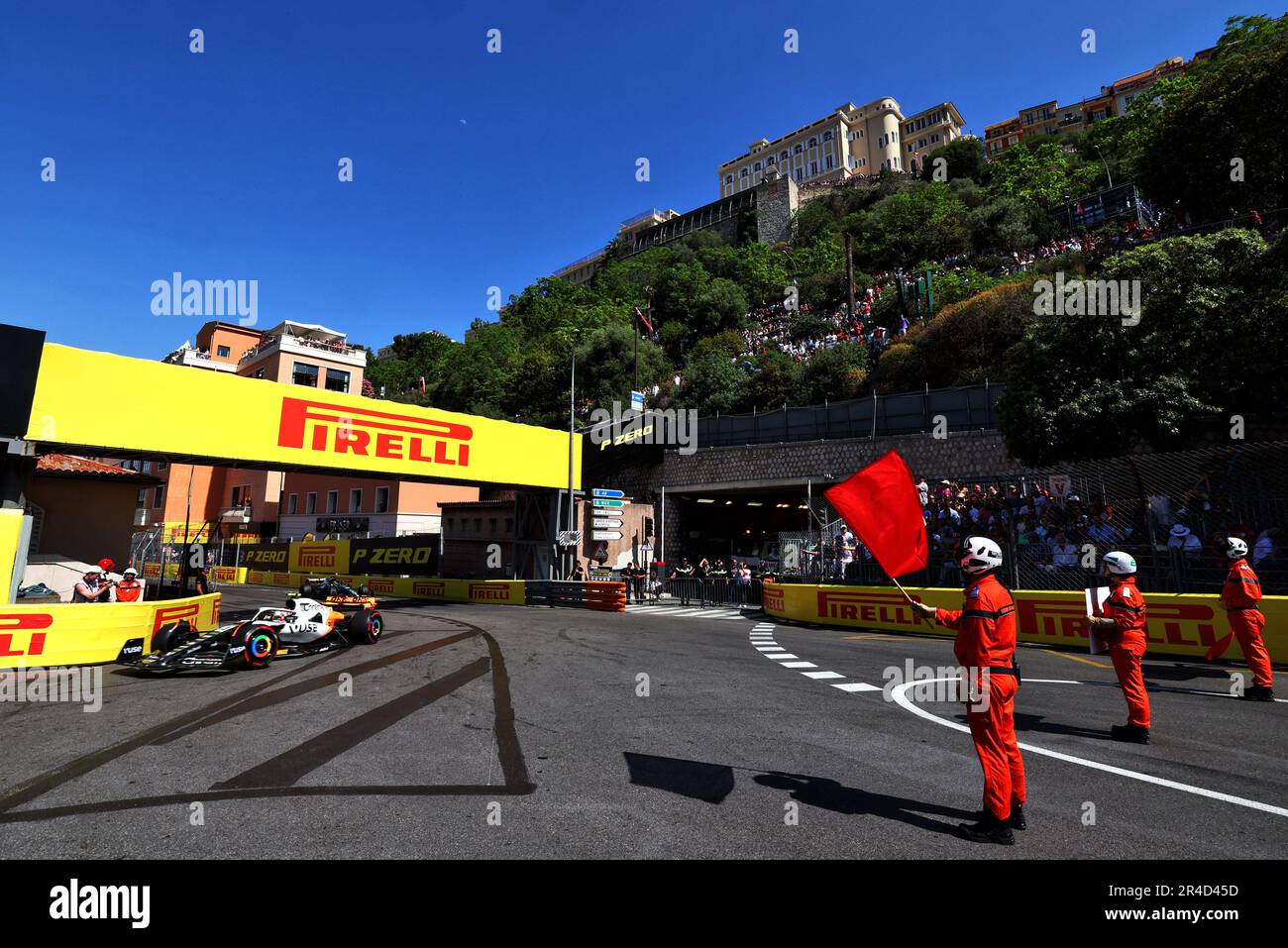 Formula 1 marshal flags hi-res stock photography and images - Alamy