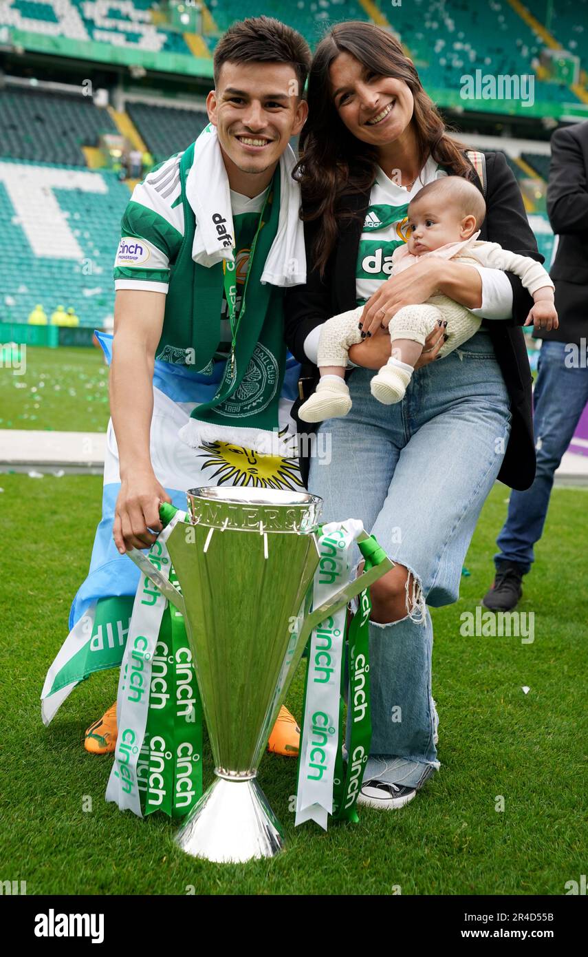 Celtic's Alexandro Bernabei and family pose with the trophy after the ...