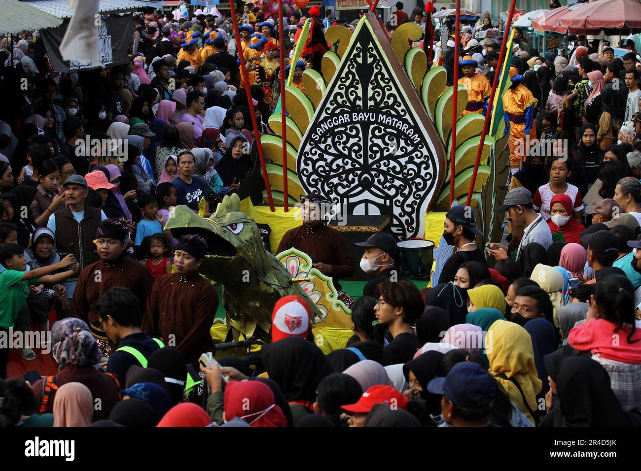 Yogyakarta, Yogyakarta, Indonesia. 27th May, 2023. People take part in ...