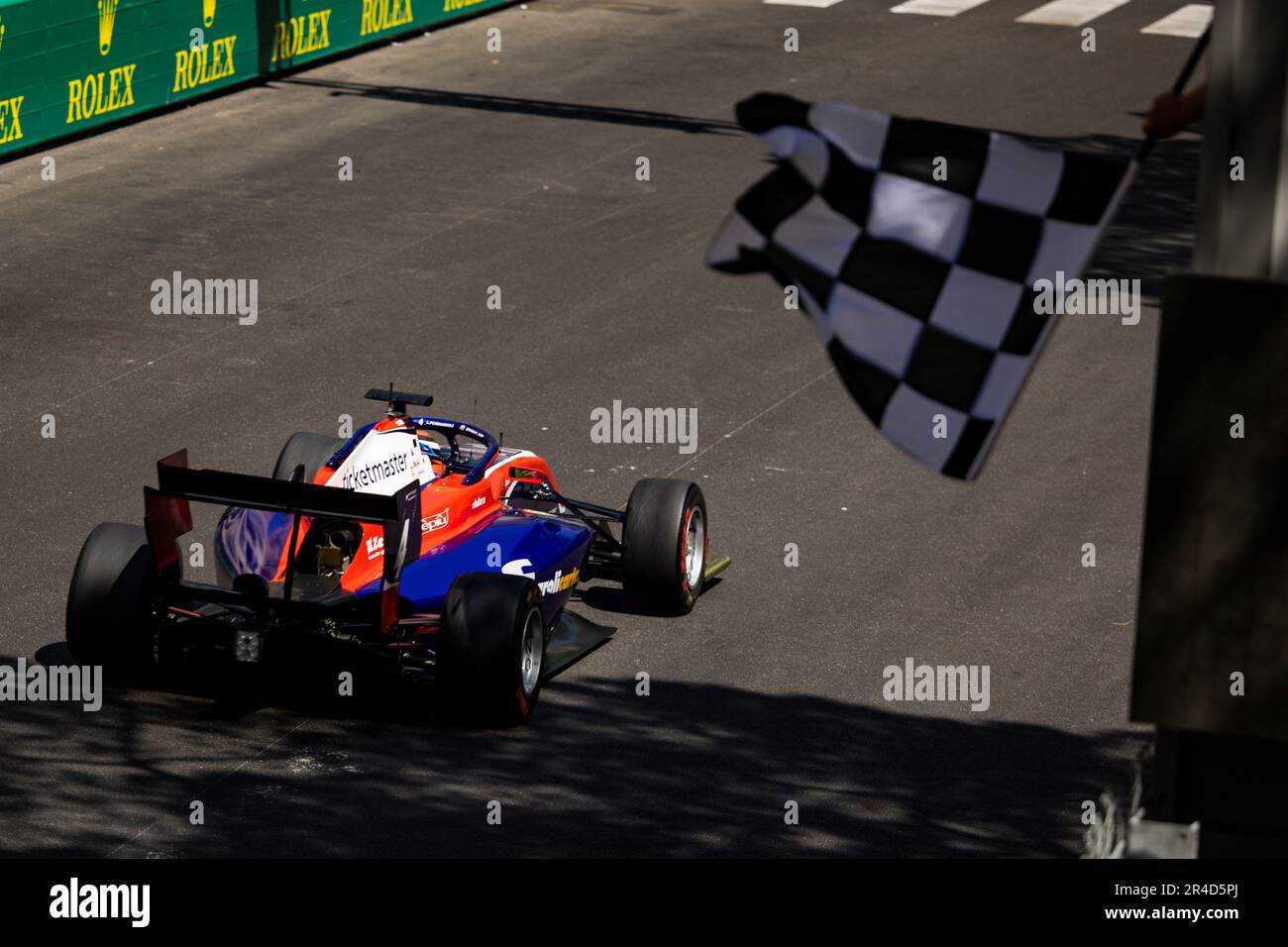 Finish Flag, 04 FORNAROLI Leonardo (ita), Trident, Dallara F3, action ...