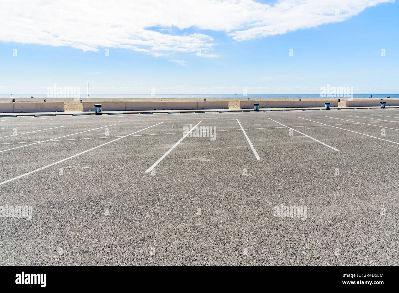 Car park waste bin hi-res stock photography and images - Alamy