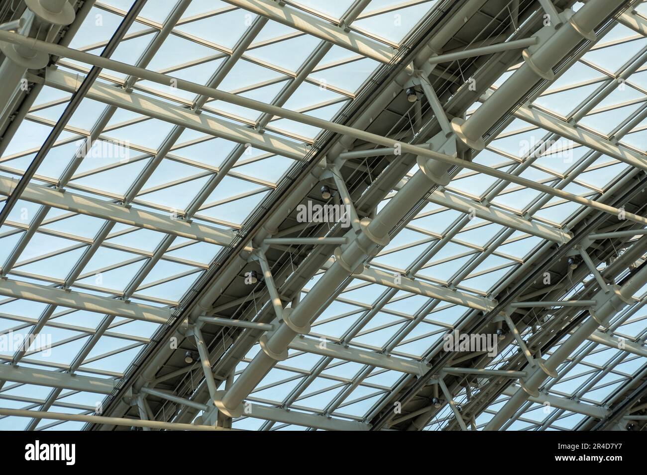 Skylight structure hi-res stock photography and images - Alamy