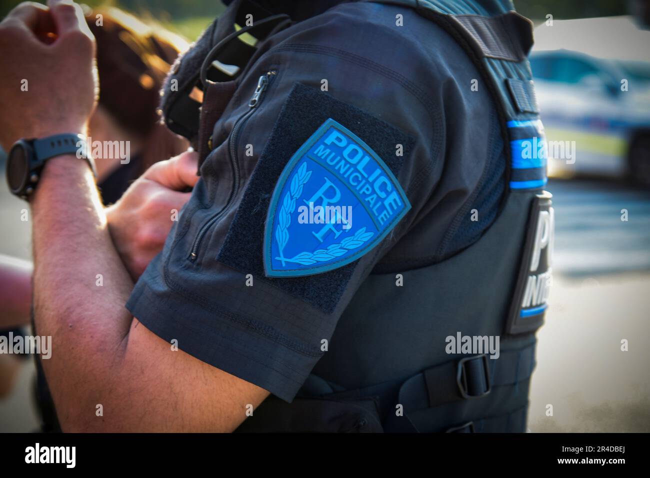 French police badge hi-res stock photography and images - Alamy