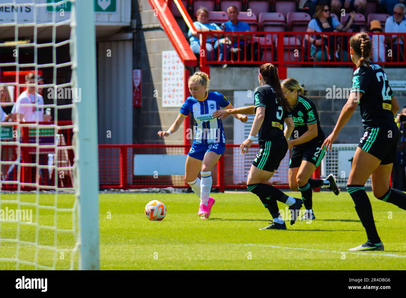 Broadfield Stadium, Crawley, UK. 27th May, 2023. Katie Robinson (22 ...