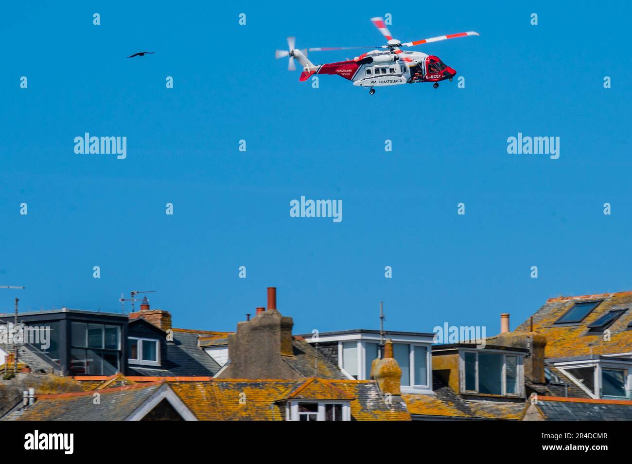 Bell helicopter beach hi-res stock photography and images - Alamy