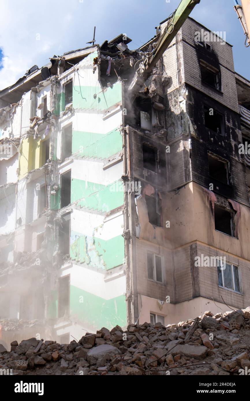 Multi storey abandoned building hi-res stock photography and images - Alamy