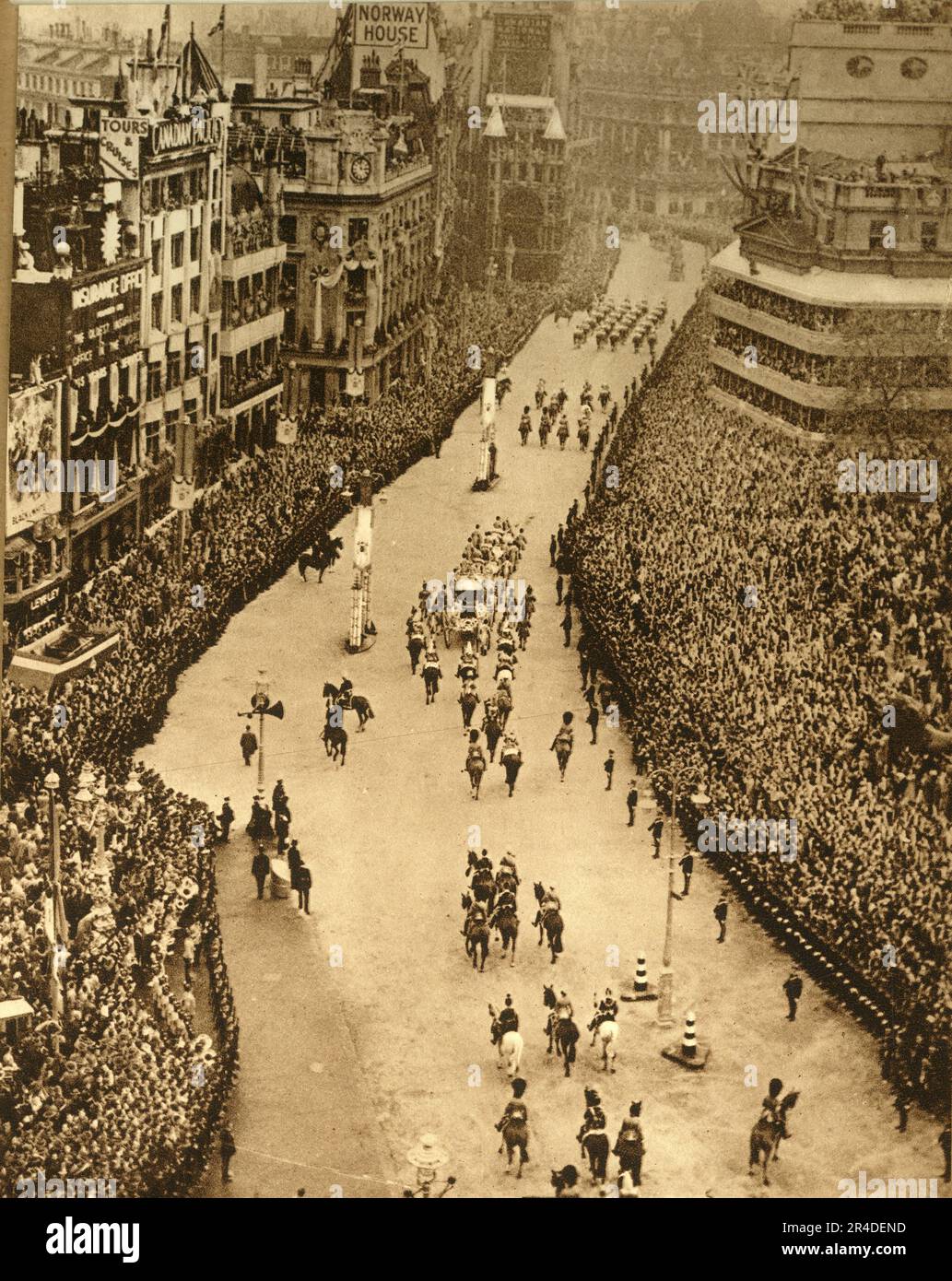 'Homeward Bound Through Trafalgar Square', 1937. From "The Coronation ...