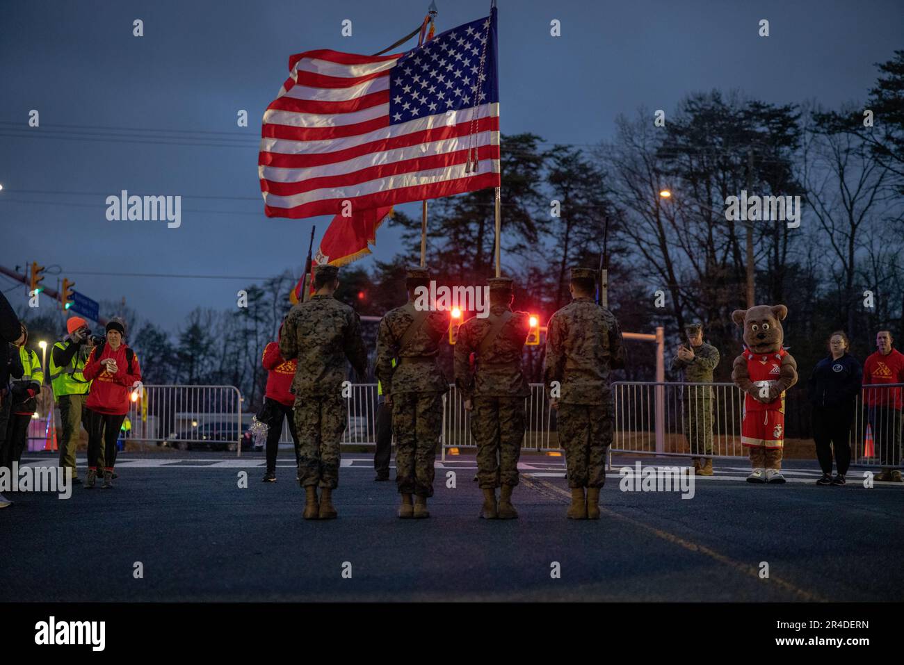 17 75 marine corps marathon hi-res stock photography and images - Alamy