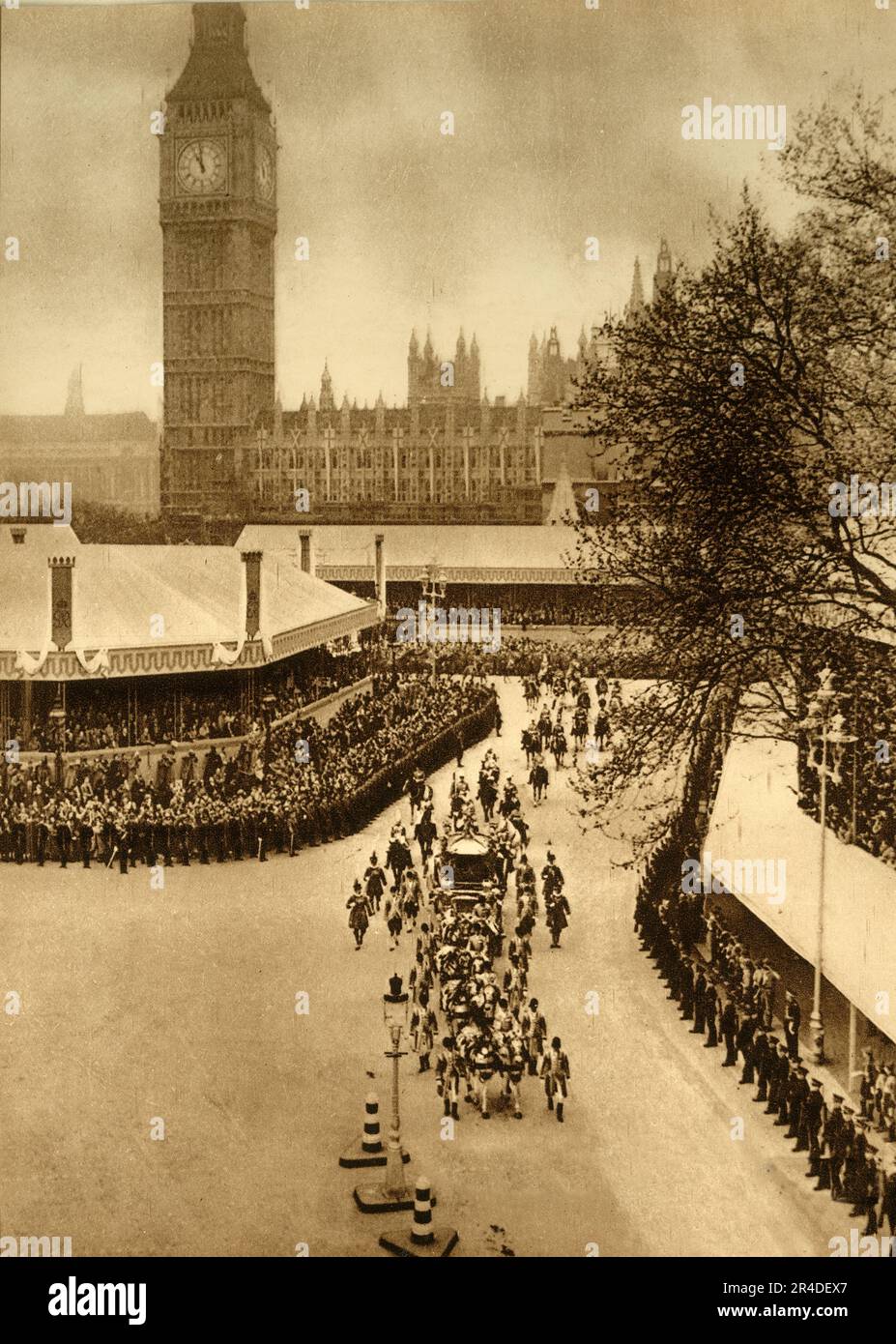 'The King and Queen Approaching Westminster Abbey', 1937. From "The ...
