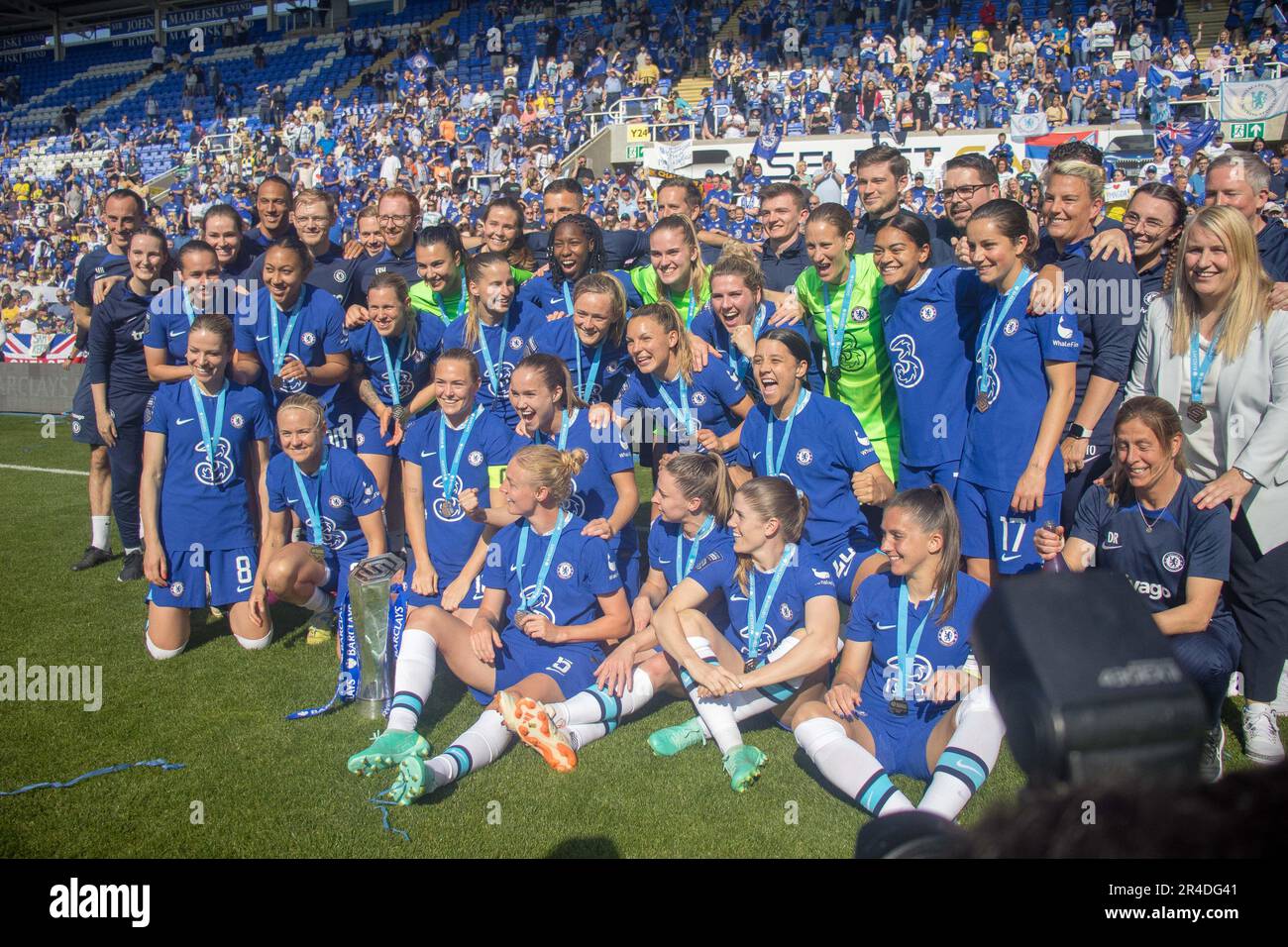 Chelsea wsl trophy hi-res stock photography and images - Alamy