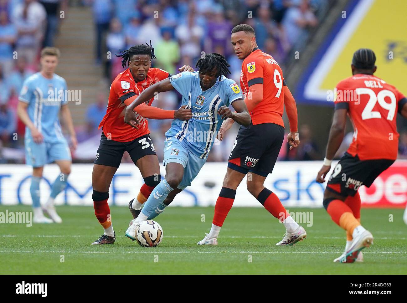 Coventry City's Brooke Norton-Cuffy and Luton Town's Gabriel Osho ...