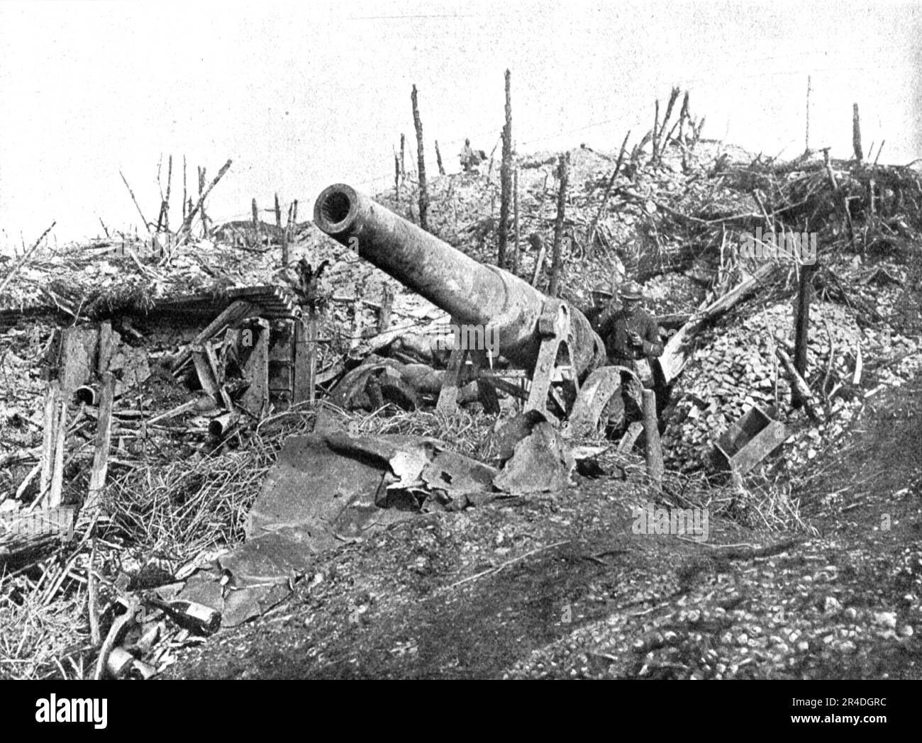 Artillery shell ww1 Black and White Stock Photos & Images - Alamy