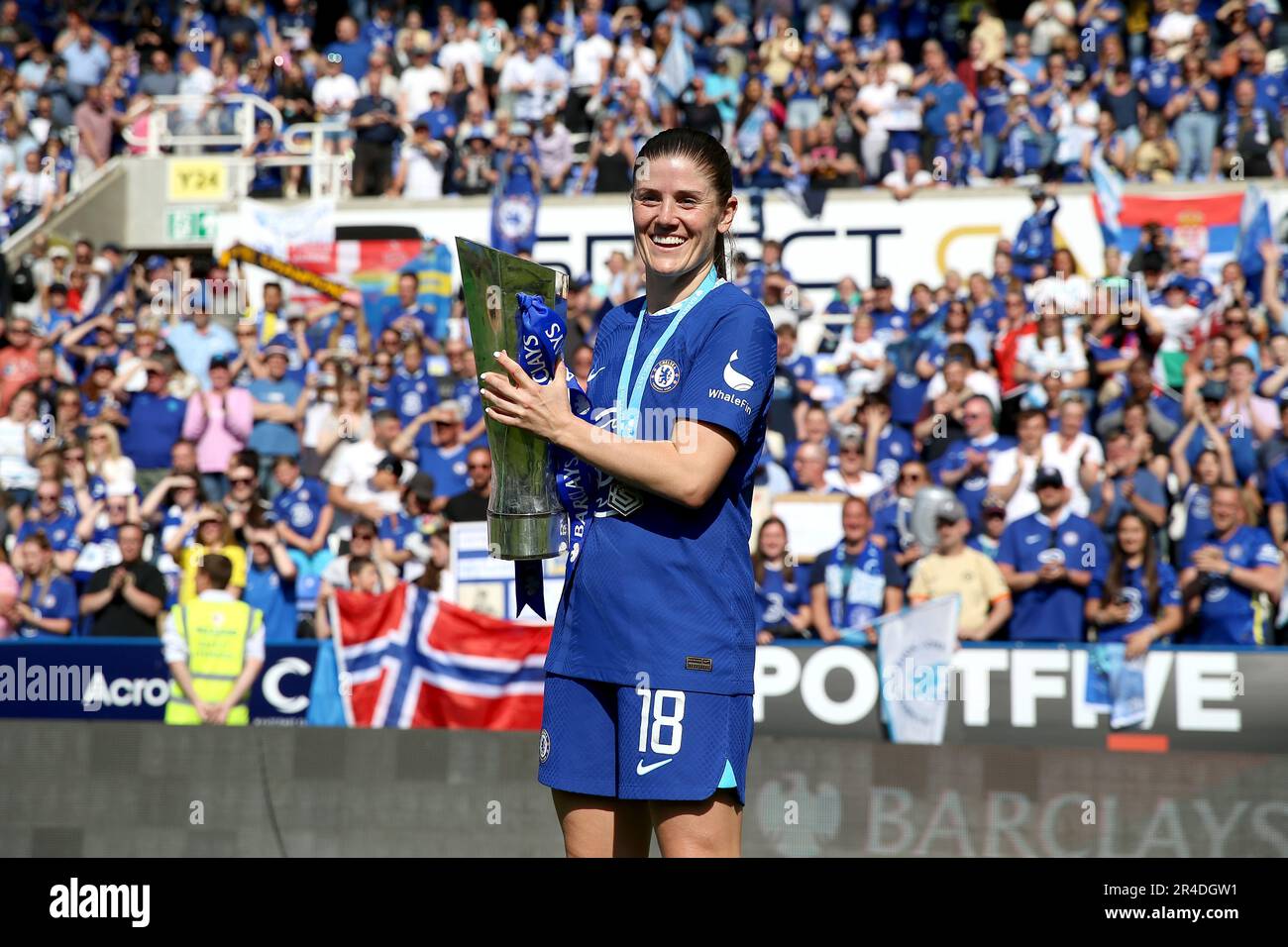 Wsl trophy hi-res stock photography and images - Alamy