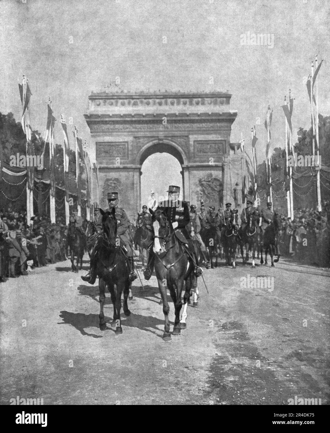'Le jour de gloire; le 14 juillet 1919: les Marechaux Foch et Joffre en ...