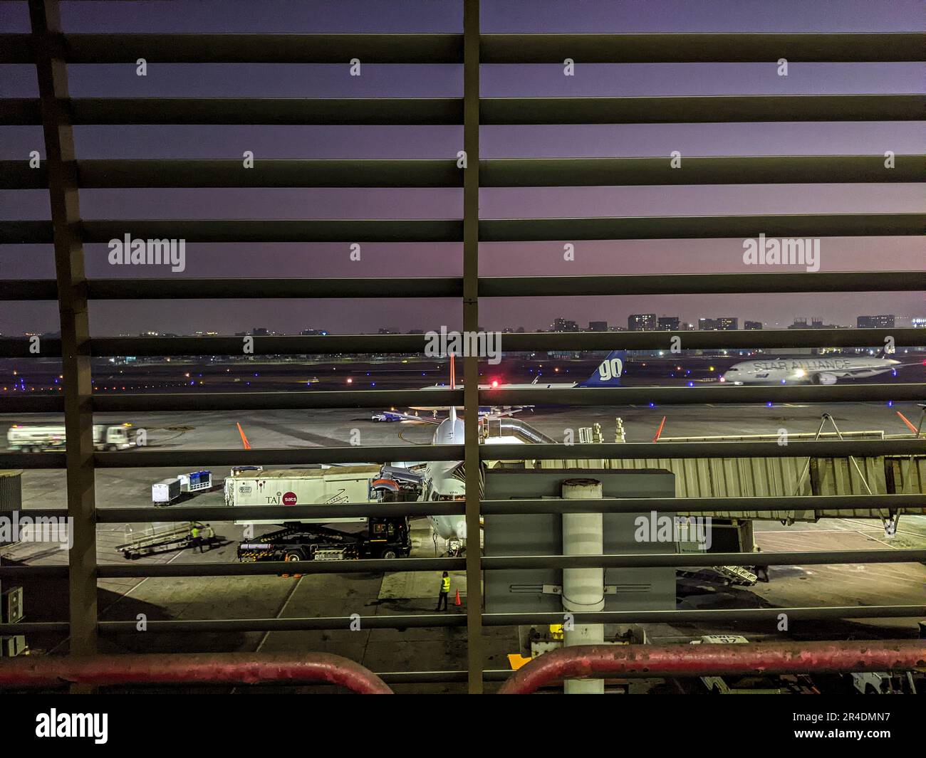 The Star Alliance and Akasa plane at T1 terminal in Mumbai airport ...