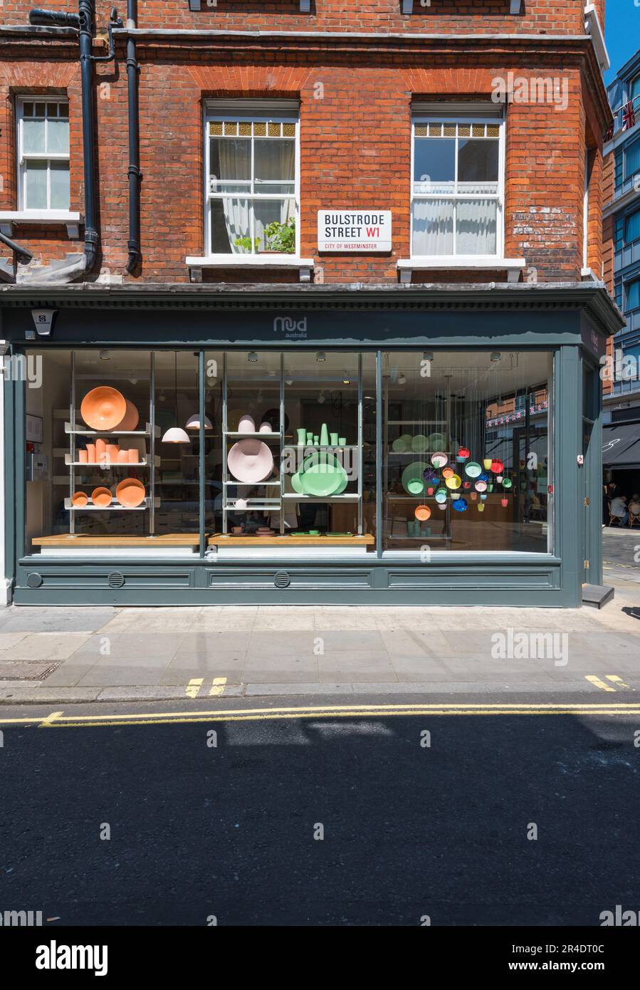 Mud Australia shop on Marylebone Lane selling hand made ceramic ...