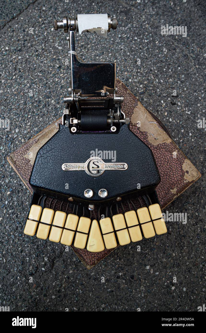 Macchina stenotipica hi-res stock photography and images - Alamy