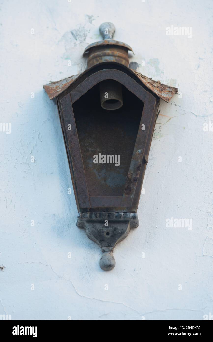 Vintage fixture hi-res stock photography and images - Alamy