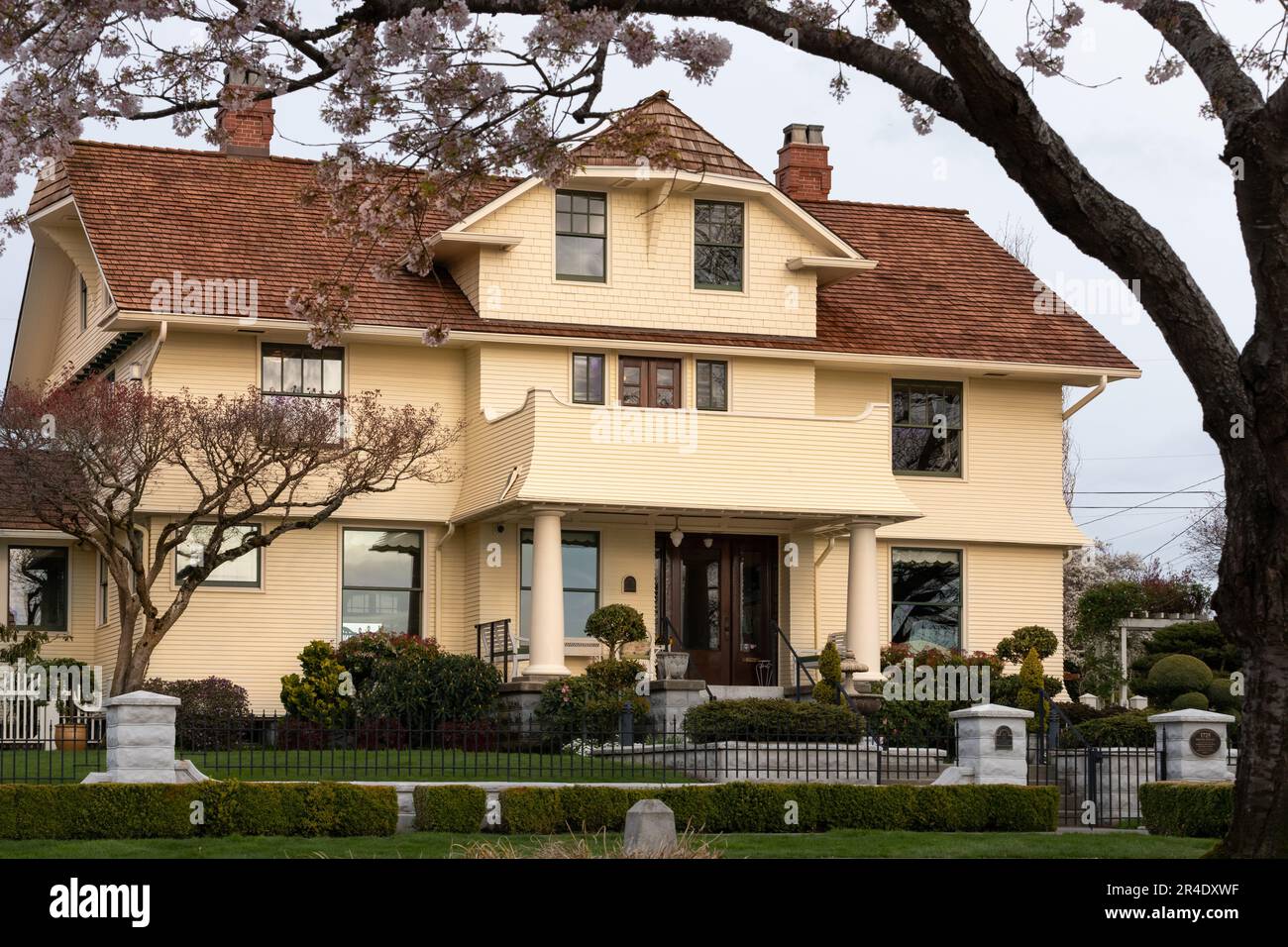 Everett WA USA April 21, 2023: Historic Colonial Style Home on Grand ...