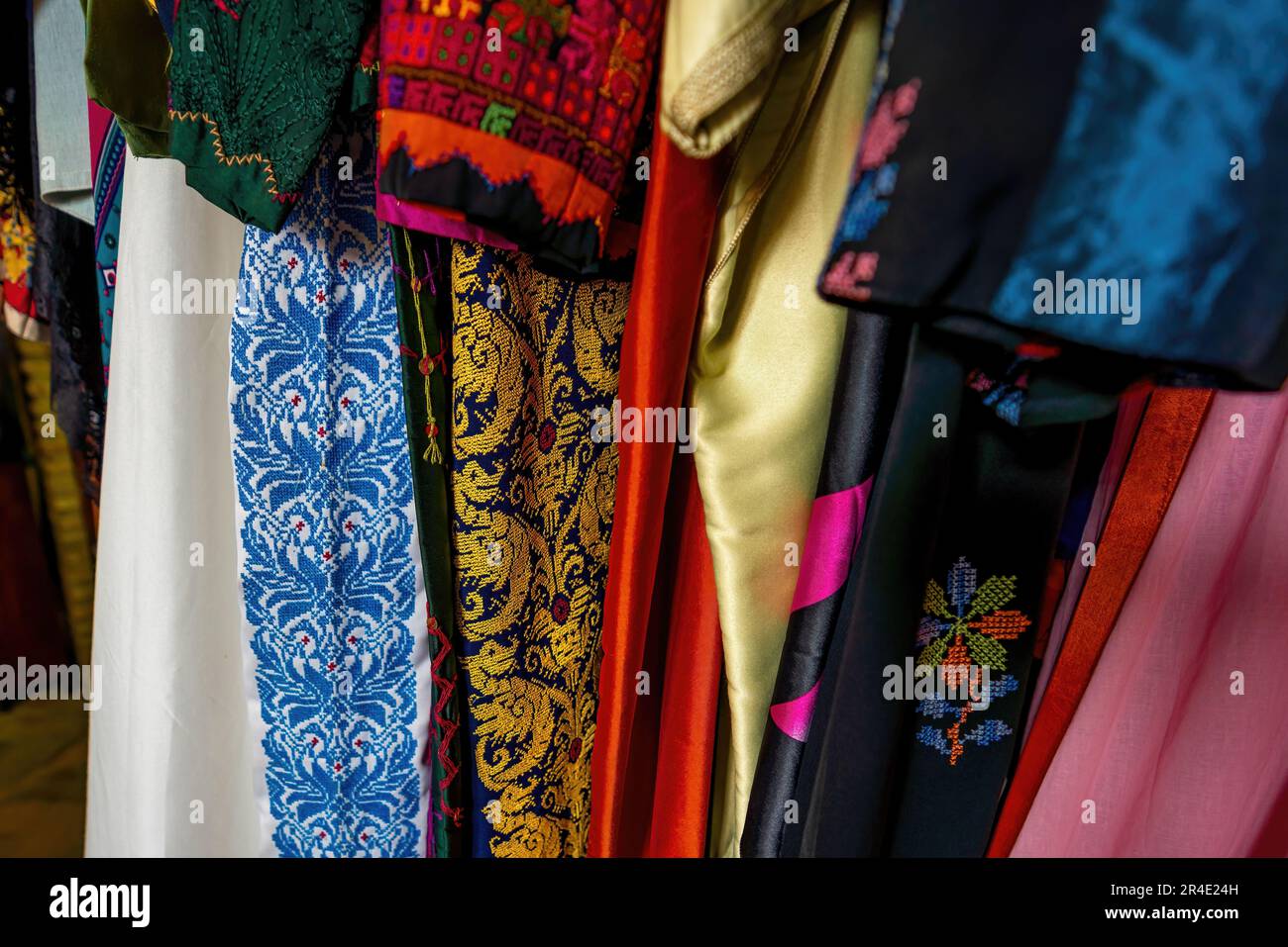 Moorish clothes hi-res stock photography and images - Alamy