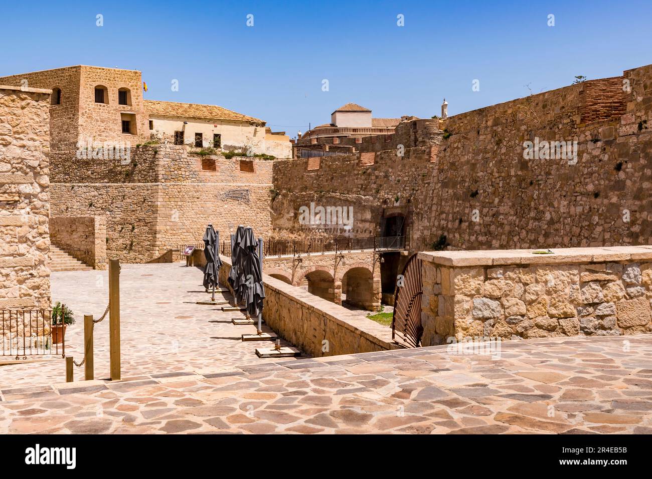 The Hornabeque Moat is one of the most outstanding places in the ...