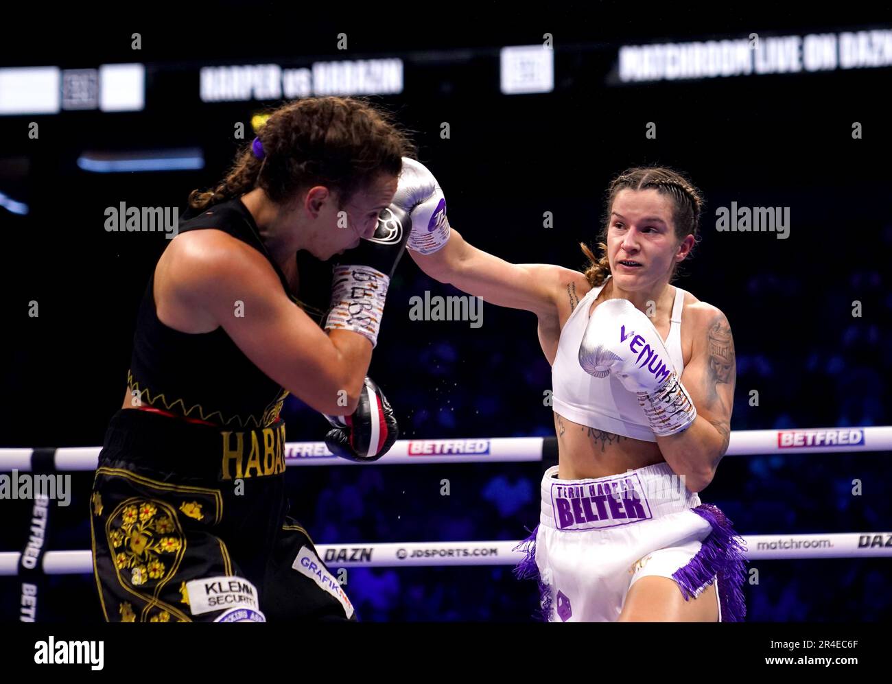 Fight against terri harper hi-res stock photography and images - Alamy