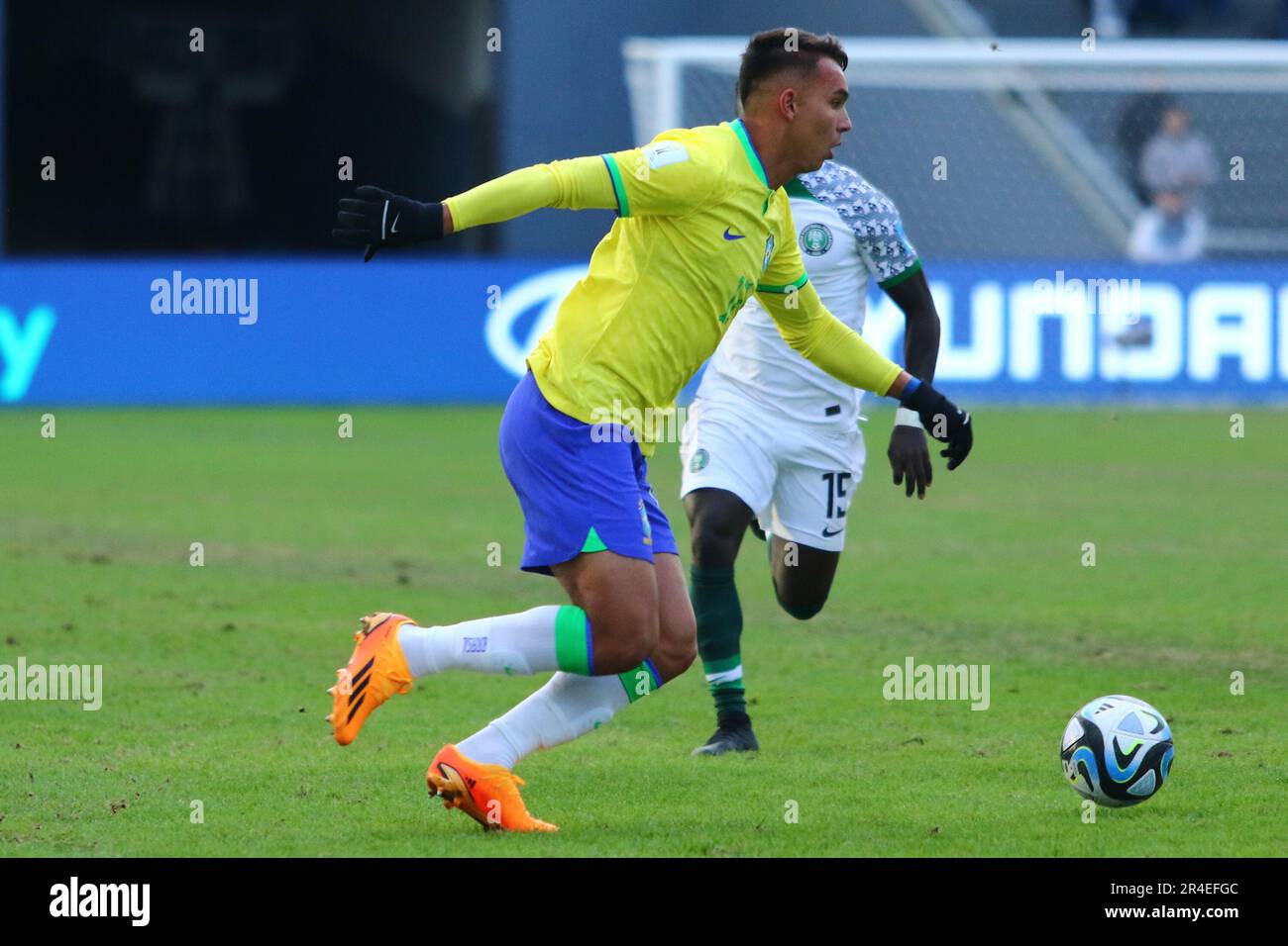 J giovane hi-res stock photography and images - Alamy