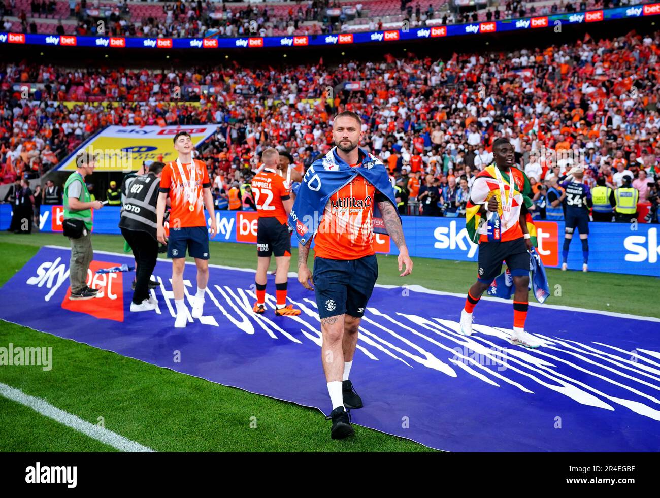 Luton Town's Henri Lansbury celebrates at the end of the Sky Bet ...