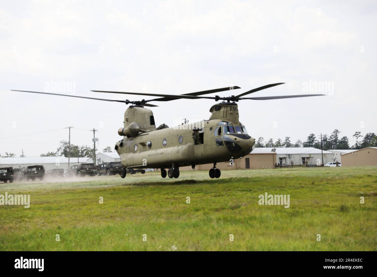 A CH-47 Chinook helicopter of Bravo Co., 2nd Battalion, 104th Aviation ...