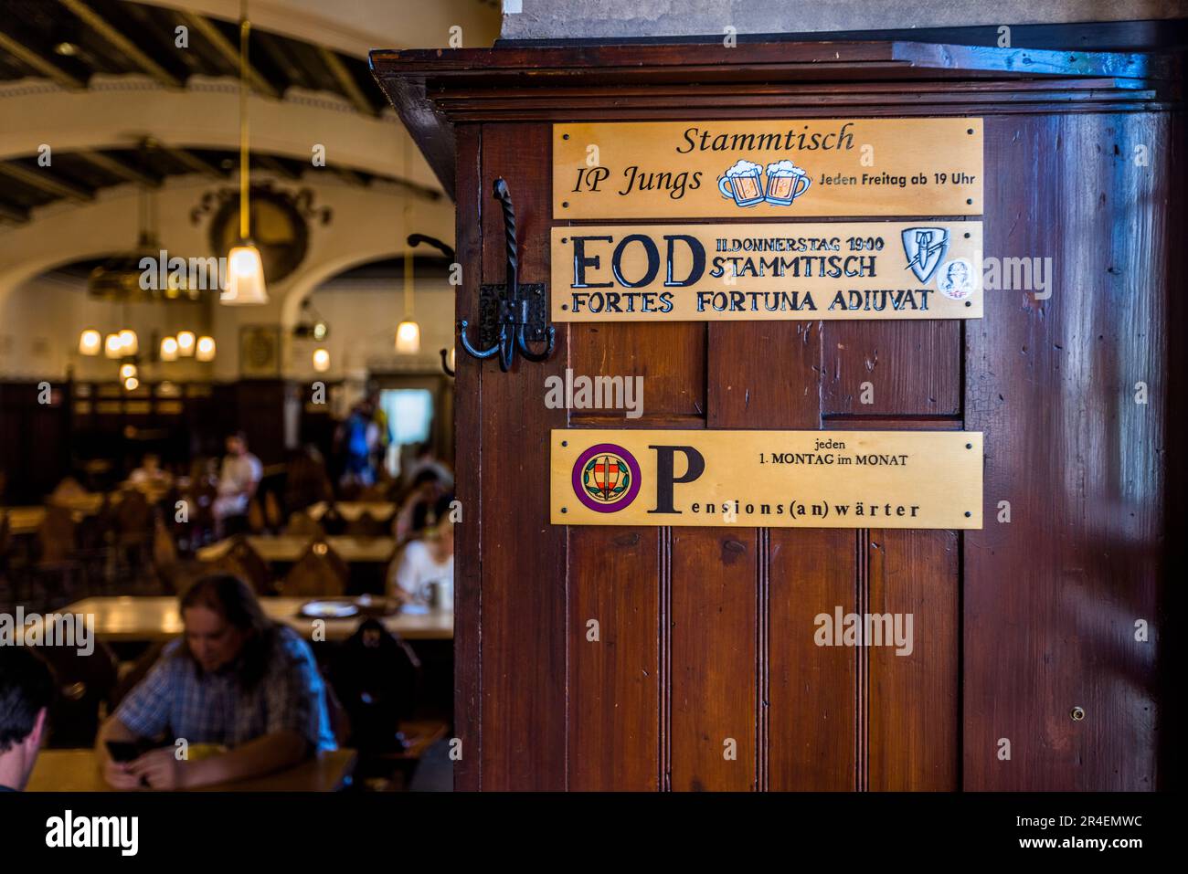Sign restaurant salzburg hi-res stock photography and images - Alamy
