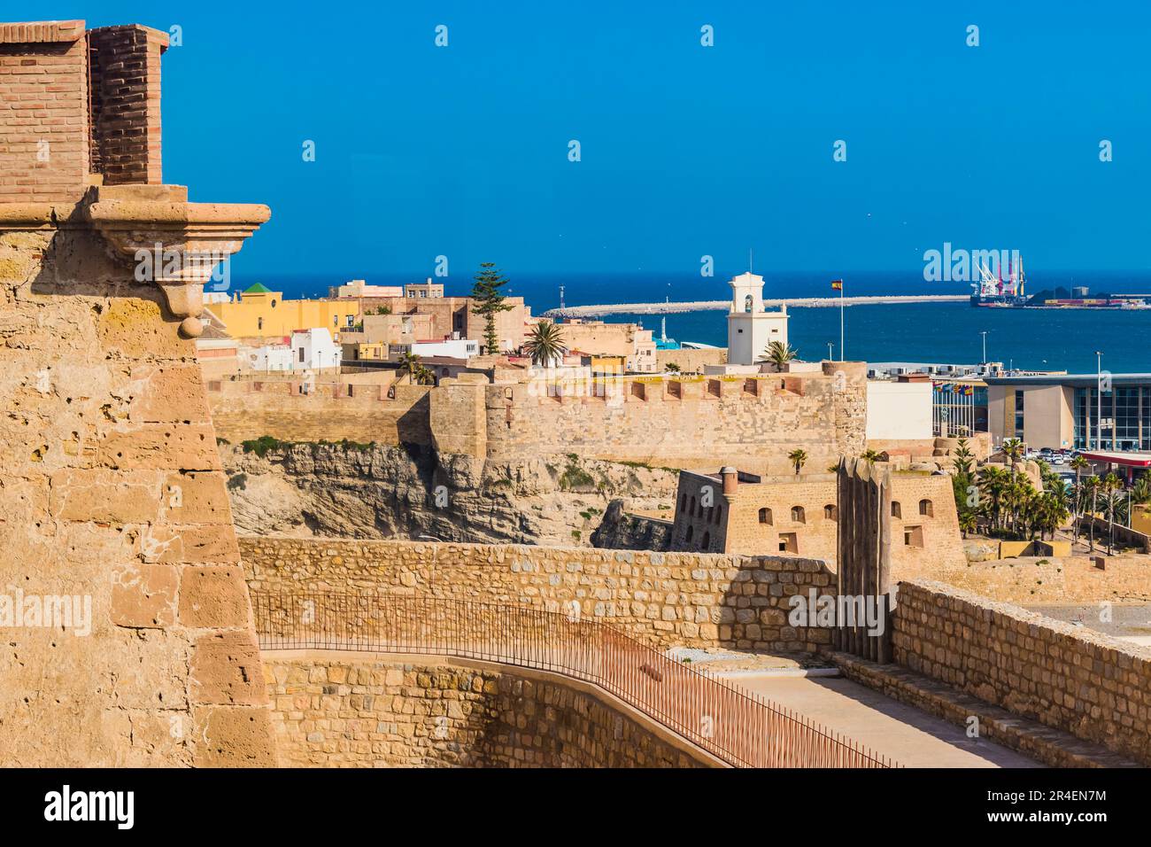 Fourth walled enclosure hi-res stock photography and images - Alamy